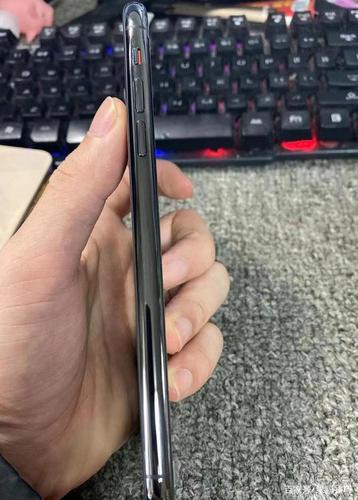 苹果11promax边框缝隙大吗图标