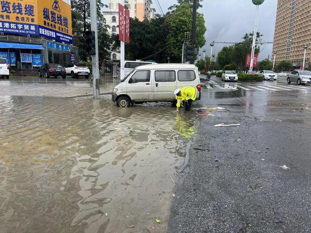防城港明天大暴雨