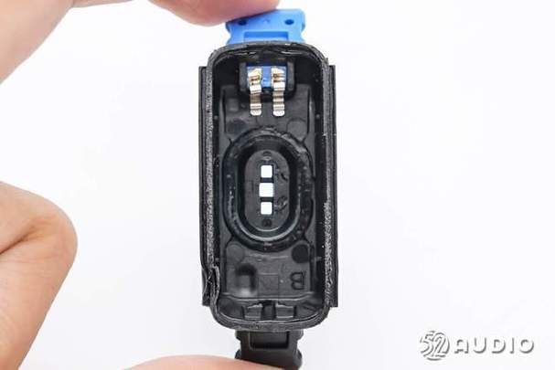 乐心手环电池更换教程截图