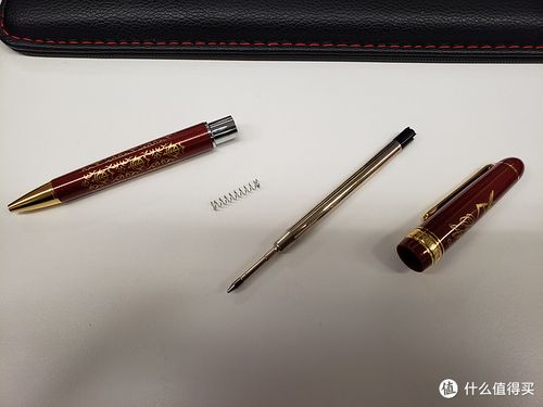 圆珠笔怎么拆卸