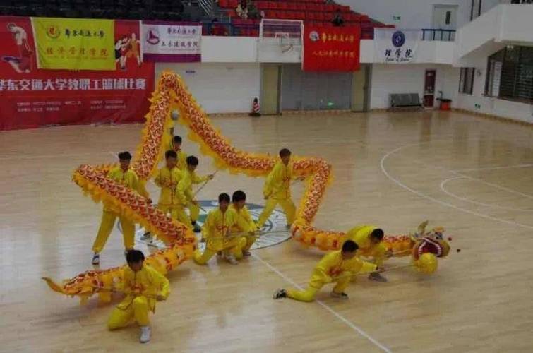 高校舞龙难度动作