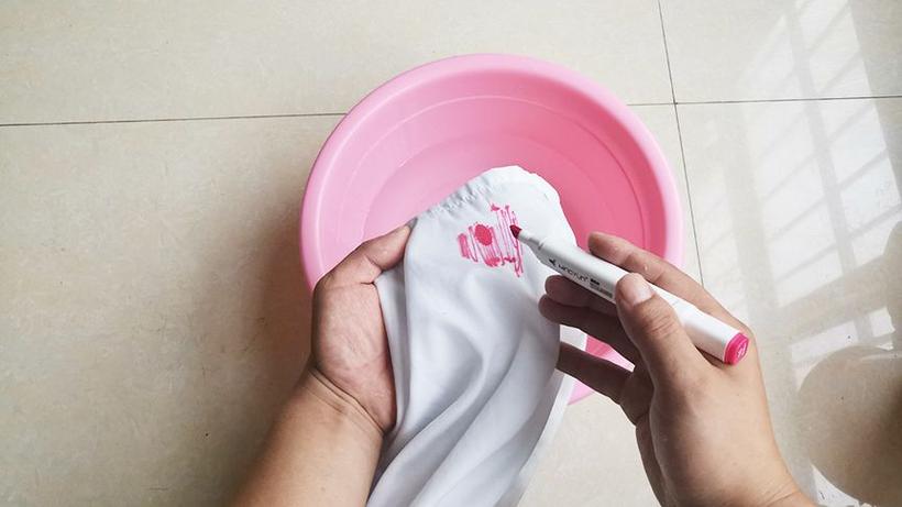 衣服弄到马克笔怎么洗图标