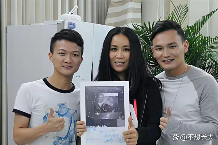 吹捧人厉害的语言图标