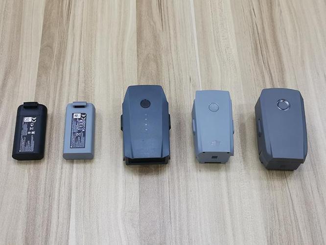 大疆mini1和2电池通用吗