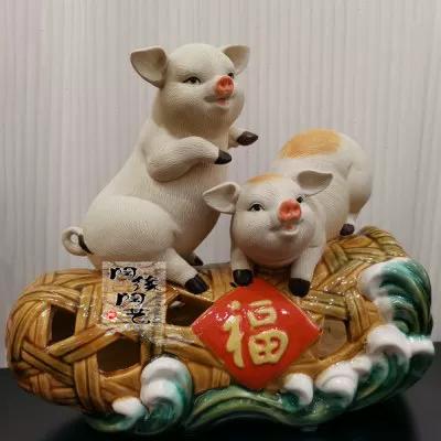 金猪拱福的意思截图