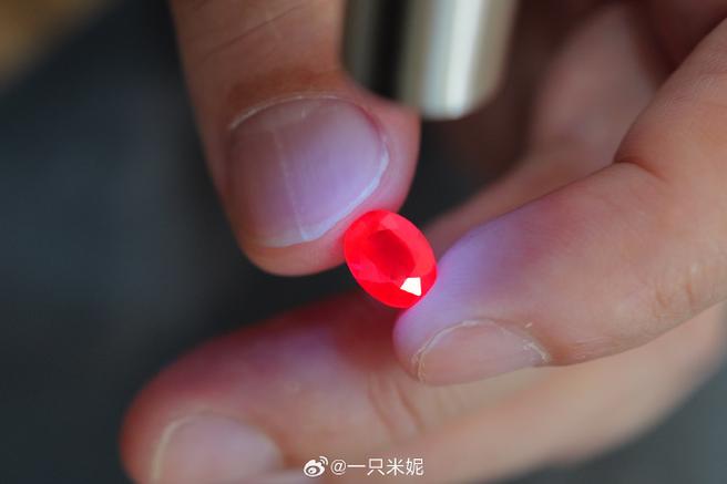 红宝石荧光越强越好吗缩略图