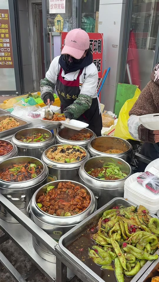 卖盒饭摆摊需要准备什么图标