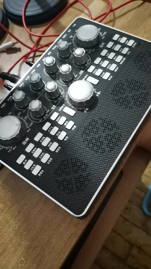 外置声卡不兼容w10