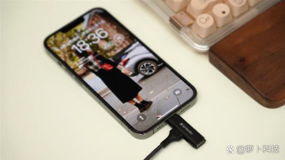 数据线接口处裂开了怎么办图标