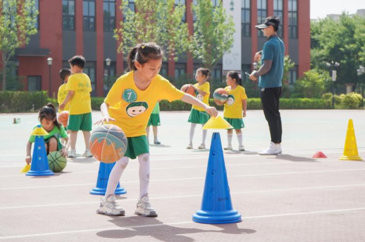 花样篮球视频小学生图标