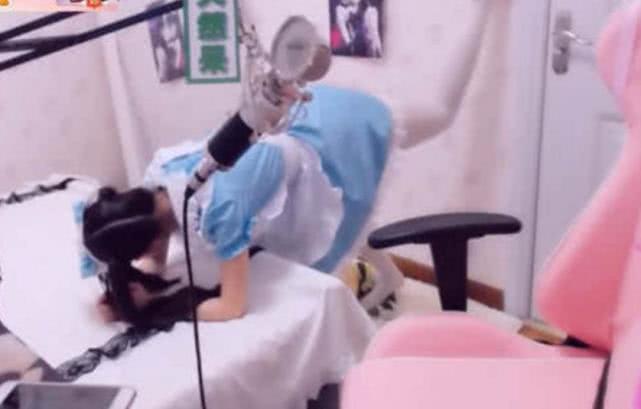 赛高酱蓝色校服资源图标