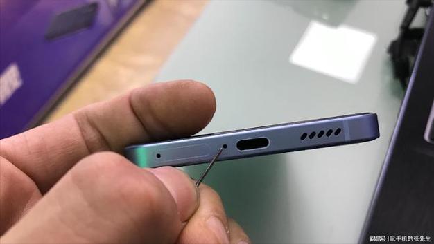 手机听筒坏了开免提才能听到图标