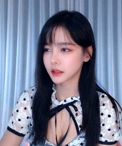 含羞草传媒体会员截图