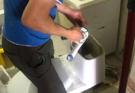 家里自来水管堵了怎么疏通图标
