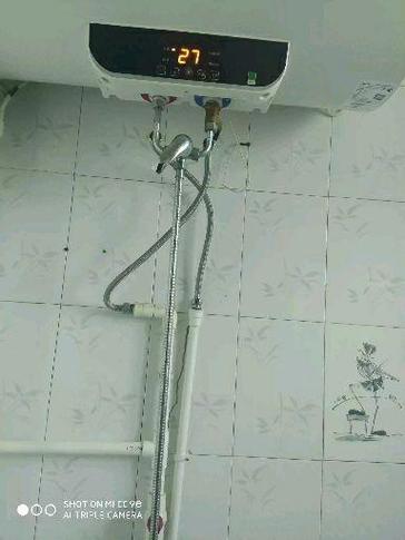 热水器显示净胆闪烁