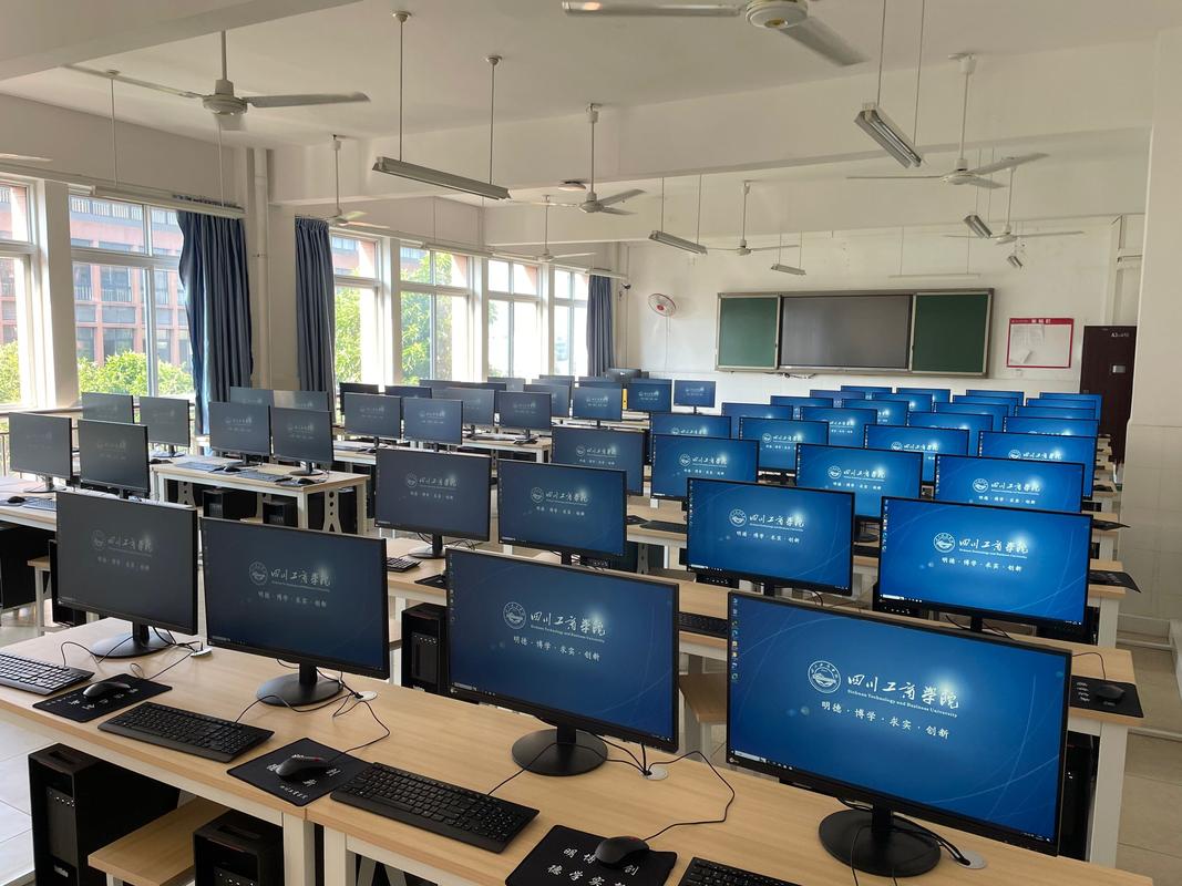 学校教室电脑怎么投屏截图
