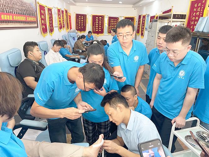 修脚学校培训学校图标