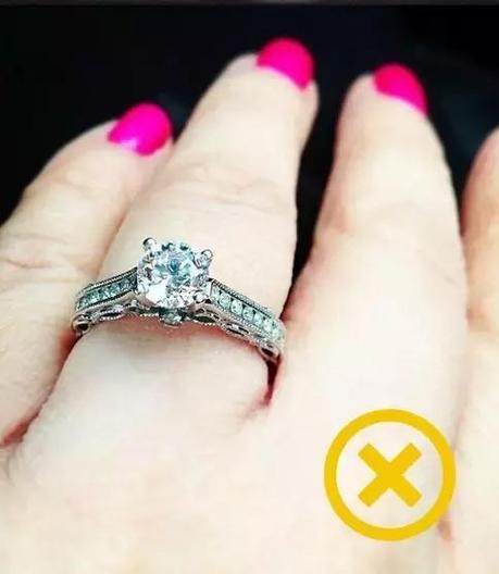朋友圈晒珠宝