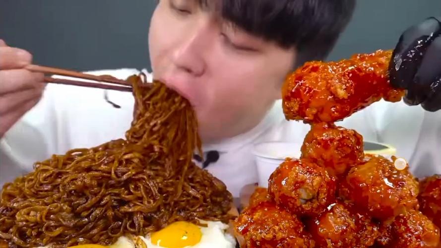 深渊巨口小哥炖炸酱面截图