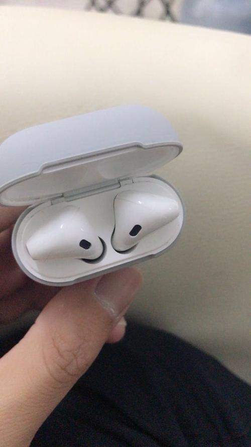 airpods开盖不亮灯无法连接图标