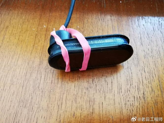 小米手环3充电没反应图标