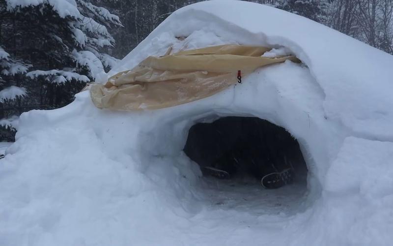 刺激战场雪地隐藏山洞在哪里图标