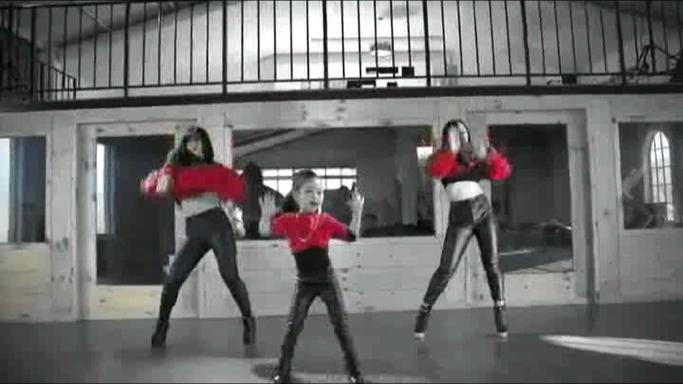 crazylaw 舞蹈视频图标