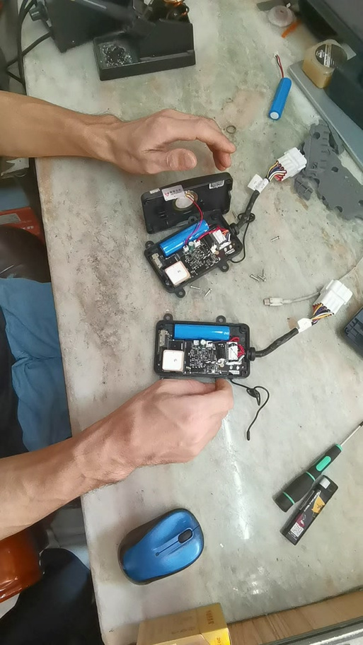 小牛中控怎么换卡