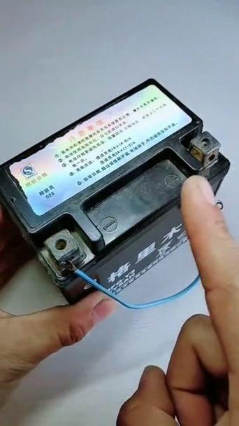 电池太久没用怎么激活图标