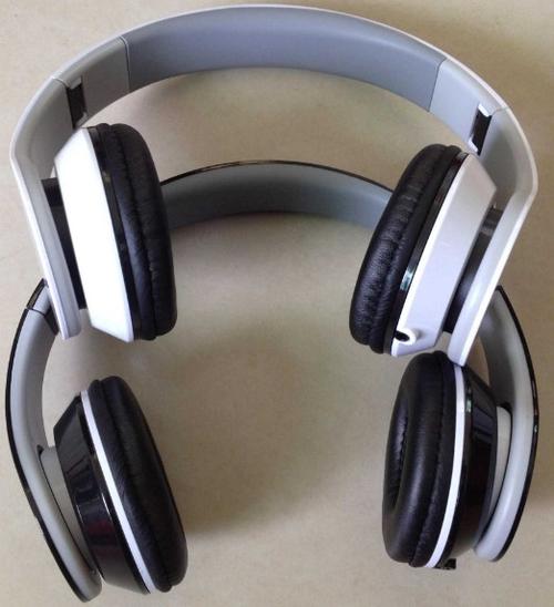 耳机右耳没声音图标