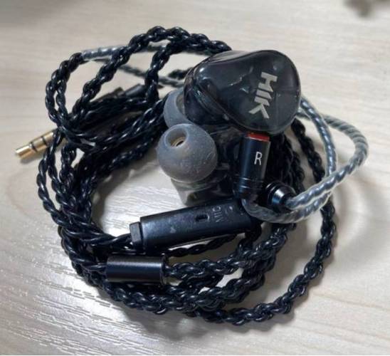 有线耳机无缘无故放音乐图标