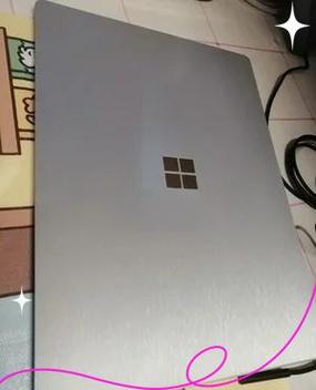 surface开机卡在logo图标