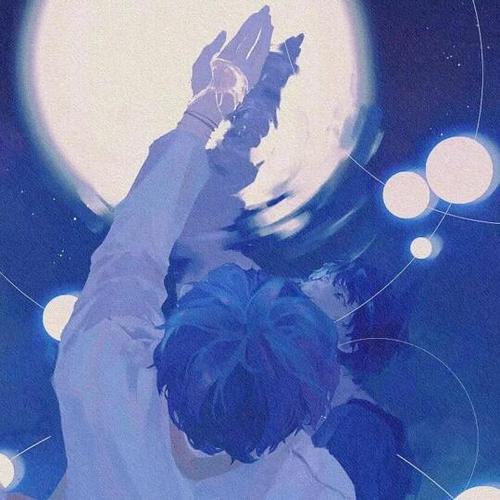男生头像蓝色系天空图标