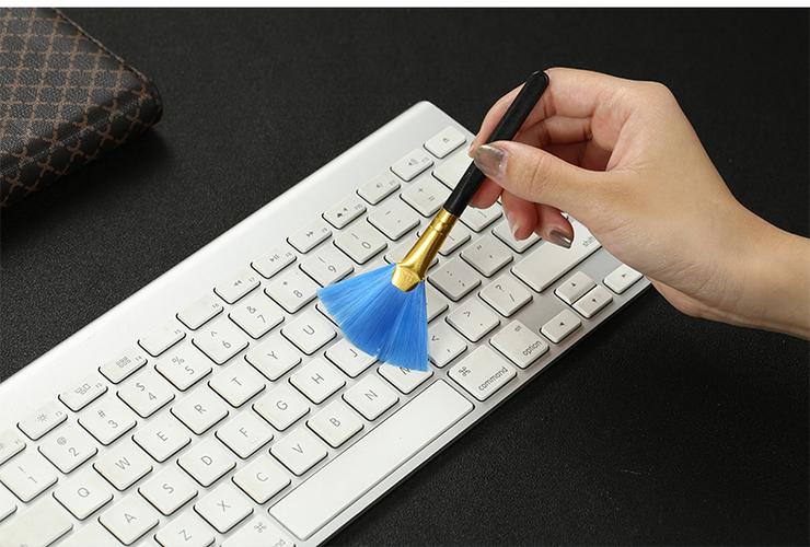 手机耳机孔里的脏东西怎么清理图标