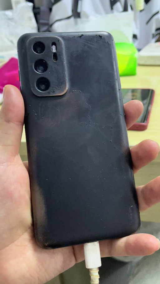 手机壳全屏膜有必要吗图标