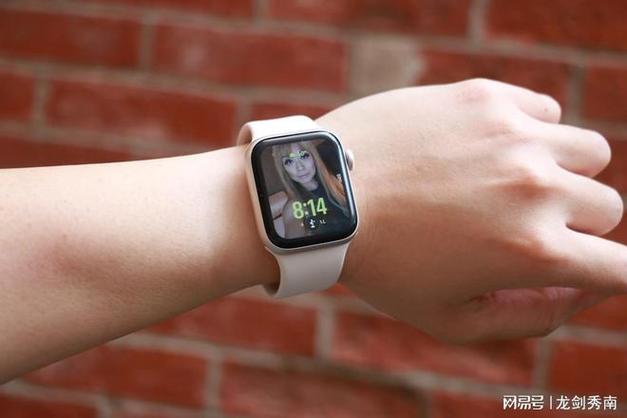 苹果手表se3建议买吗图标