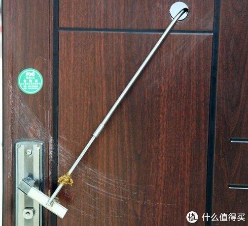 开锁师傅把门把猫眼破坏了截图