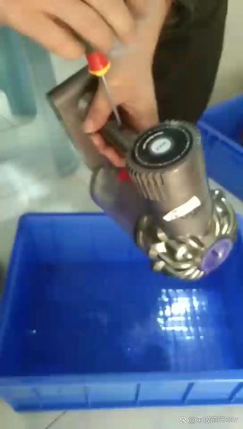 戴森吸尘器拆卸教程视频图标
