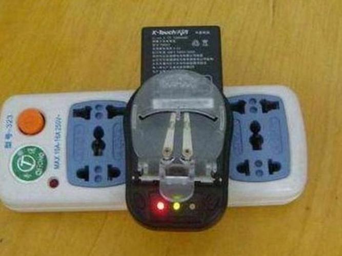 坏掉的充电器扔哪里截图
