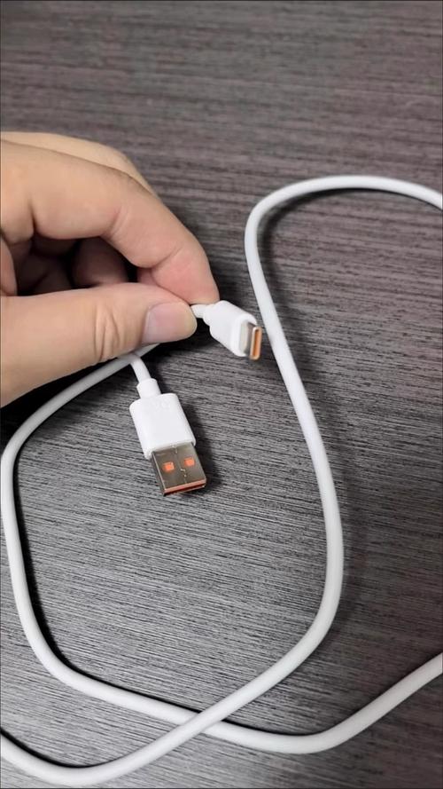 数据线一会充电一会断电图标