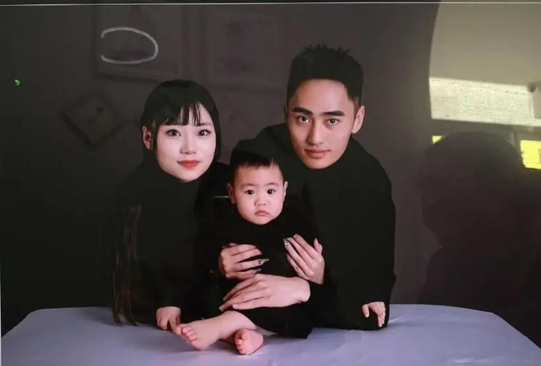 一周岁用纪念还是留念图标