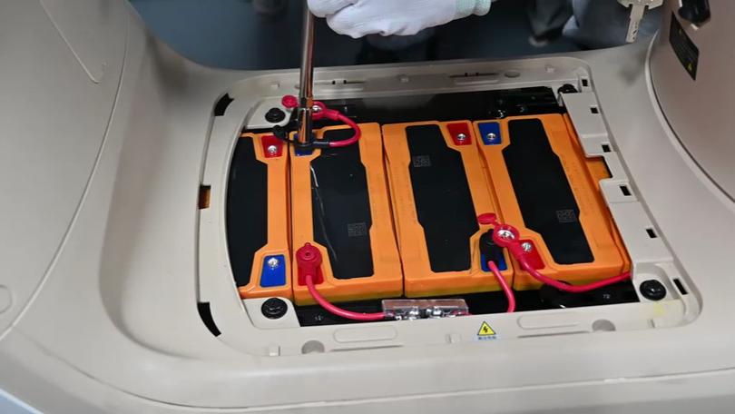 九号电动车 换电池图标