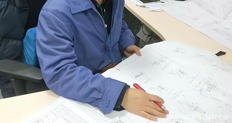 PE工程师工作累不累图标