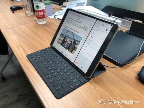 ipad air可以接键盘吗