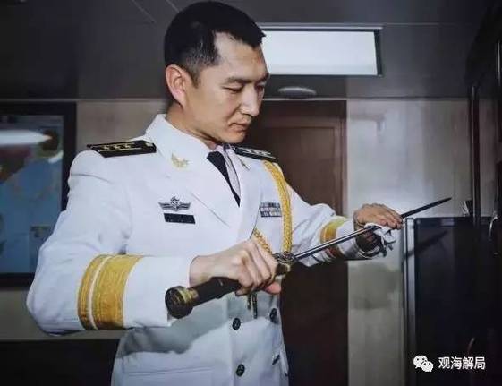 中国陆军军官佩剑图标