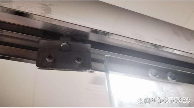 淋浴房推拉门滑轮更换图标