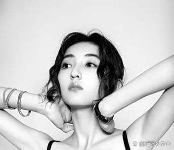 变娃娃脸拍照软件图标