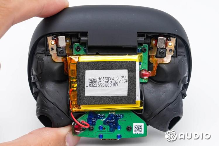 gopro充电口盖子怎么拆图标
