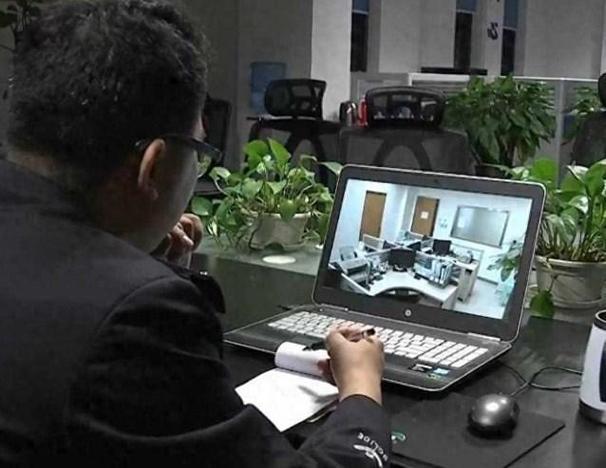 当一个老板每天看监控图标