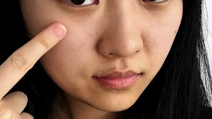 照片一边脸亮一边暗图标